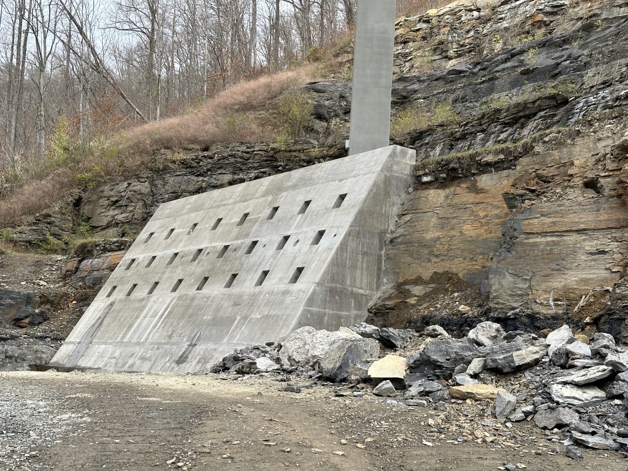 Rock Slopes and Rockfalls | Highway Knowledge Portal